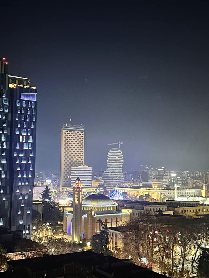 The Golden Luxury Downtown (One) - Tirana