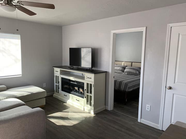 Comfy Private House - Modesto, CA