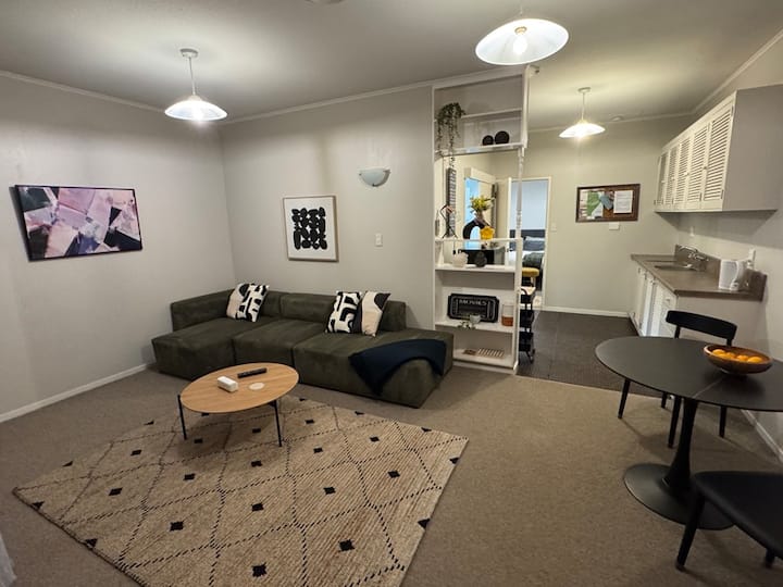 Arnisdale - Grape Escape - Blenheim