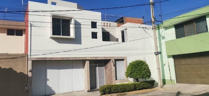 Hermosa Y Amplia Casa Torres - Aguascalientes