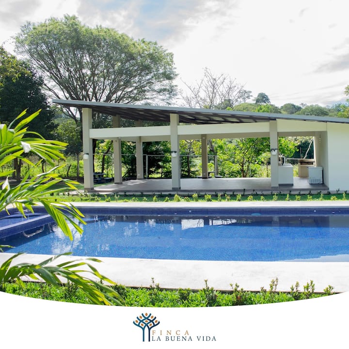 Finca Para Alquiler Por Día. - Costa Rica