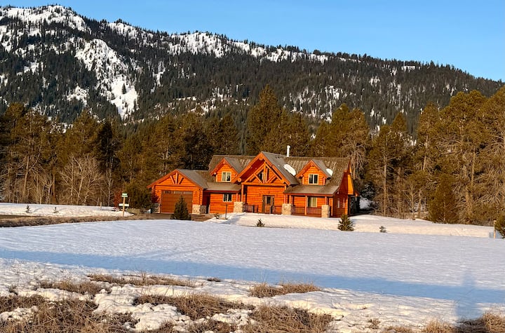 Luxury Cabin Minutes To Tamarack - Donnelly, ID