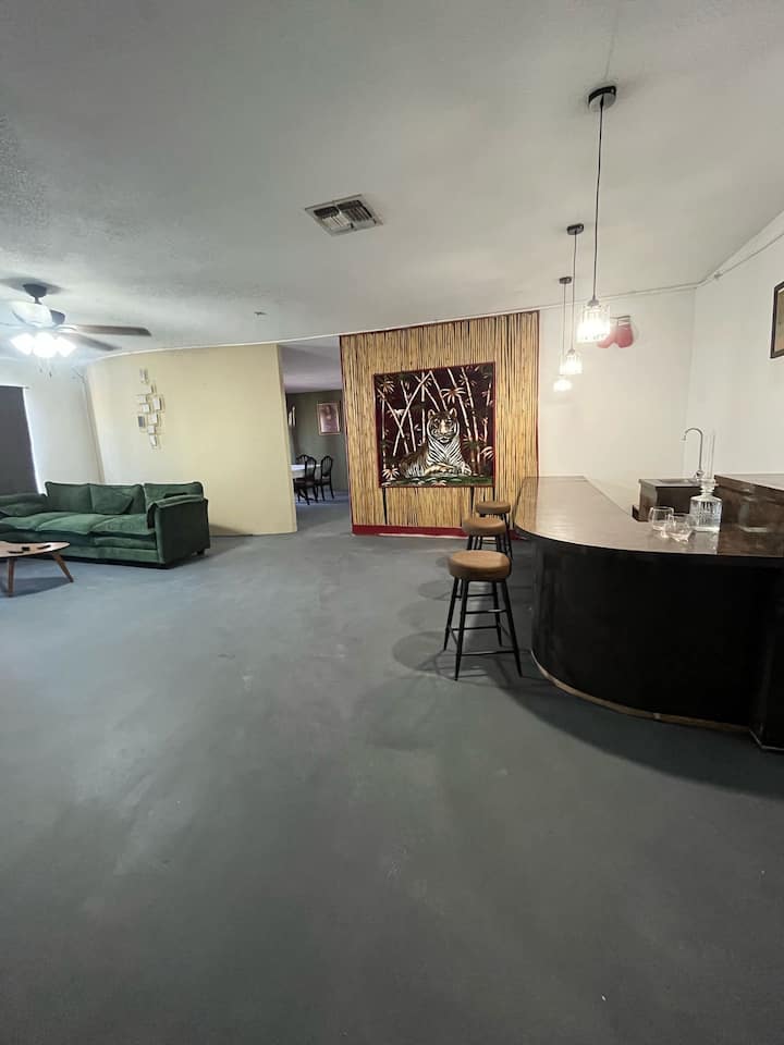 Cómodo Condominio Céntrico - Eagle Pass, TX