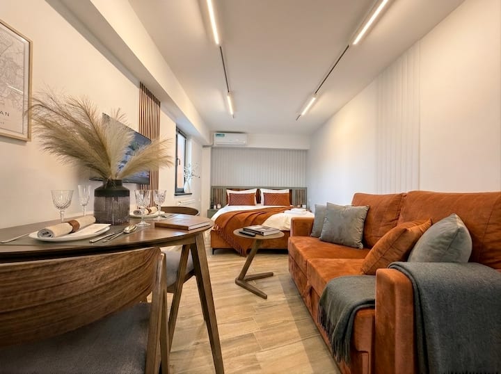 N 2.1 Saryan Str. - Stylish And Cheeky Retreat - Yerevan