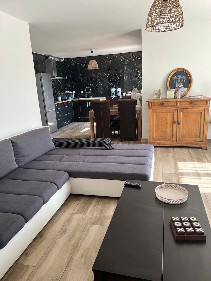 Appartement Avec Terrasse A 15 Mn Des Plages. - ペルピニャン