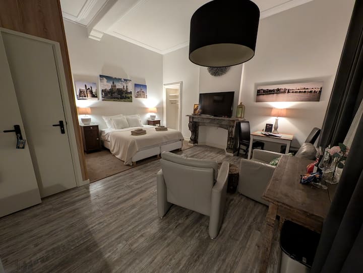 Isabella - Klooster Mariadal Maastricht - Maastricht