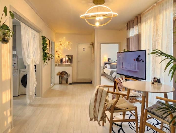 [부산교통중심]•1,3호선•동해선•해운대•광안리•서면•3룸•지하철 도보3분•편의점3분 - Busan