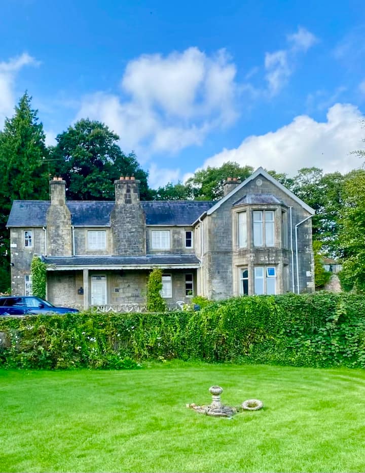 Stunning And Private Location At Period Property - Monaghan