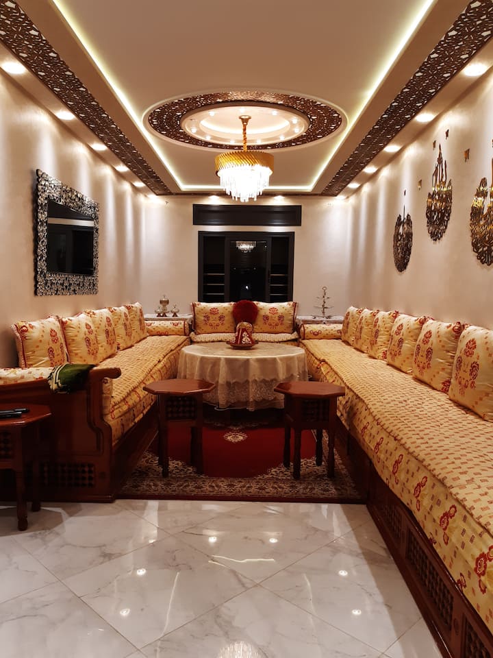 Appartement Luxueux, Confortable - 탠지어