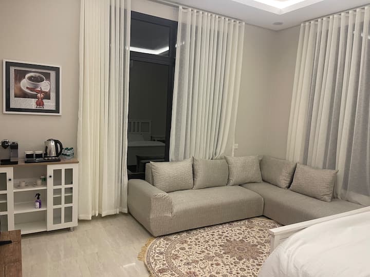 موقع مميز قريب من محطات المترو - Riyadh