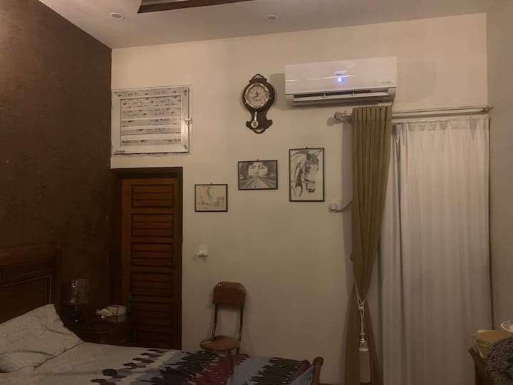 Luxury House - Karachi