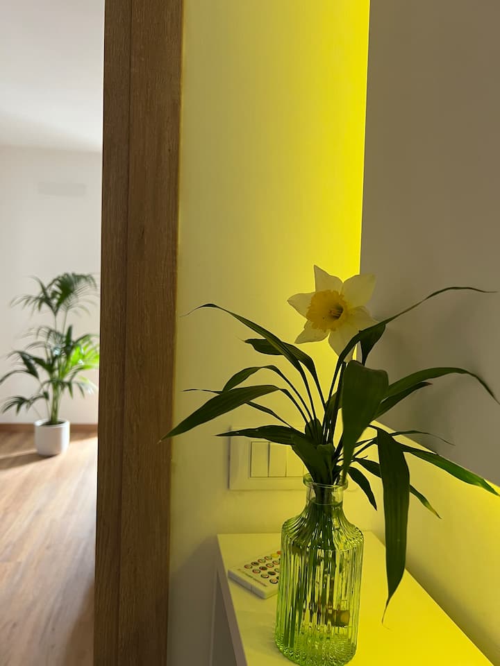 Enjoy In Front Of Lingotto Fiere/metro - Turin