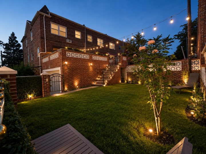 Private Home 4br W Parking Laundry Patio& Backyard - New York City