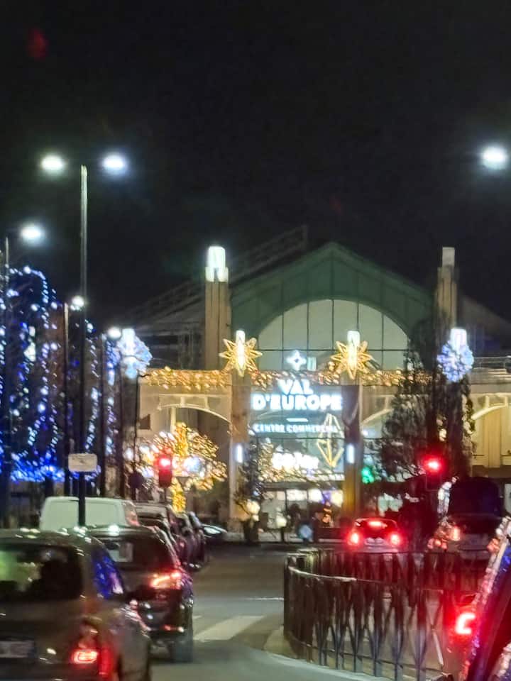 Disney 3 Min 4 Chambres 14 Personnes 2 Parking - Montévrain