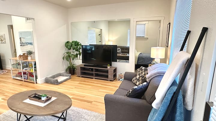 Cozy Craftsman In Heart Of Bellingham - Glass Beach, WA
