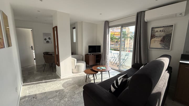 Appartement 2 Chambres Avec Terrasses Et Garage - Mandelieu-la-Napoule