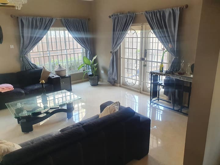 Luxury Compound With Spa & Pool - The Gambia