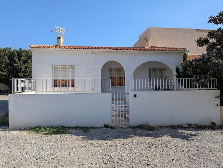 Planta Baja Luminosa Con Gran Terraza - Rojales