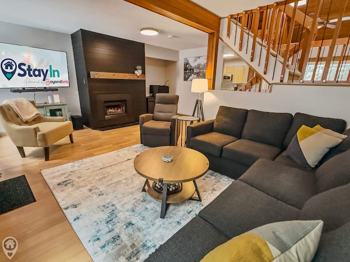 Pet-friendly Silver Birch Unit W/ Private Hot Tub - Kimberley