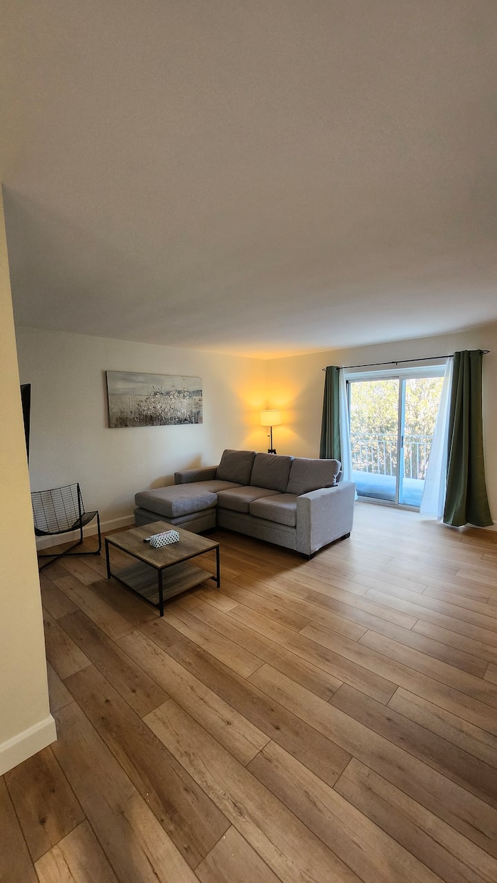 Entire 2 Bedroom Apartment By Uw Research Park - Waterloo, Canadá