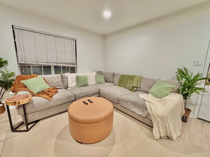 Trendy Downtown Condo Near Uab - Birmingham, AL