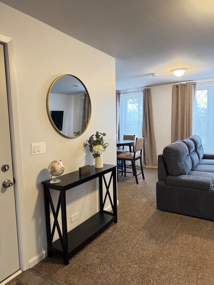 Two Bedroom Apartment | 2 King Beds - Chicago, IL