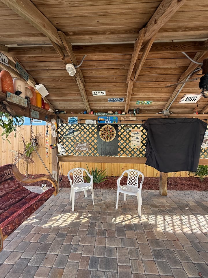 Oceans 12 Beach House - Ormond Beach, FL