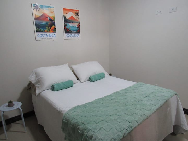 Casa Bonita - Home With 2 Bedrooms And 2 Bathrooms - Cartago