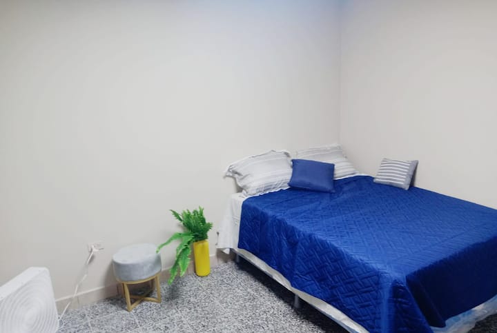 Unitec 10 Min. Casa 2 Habitaciones Con Lavadora - Tegucigalpa