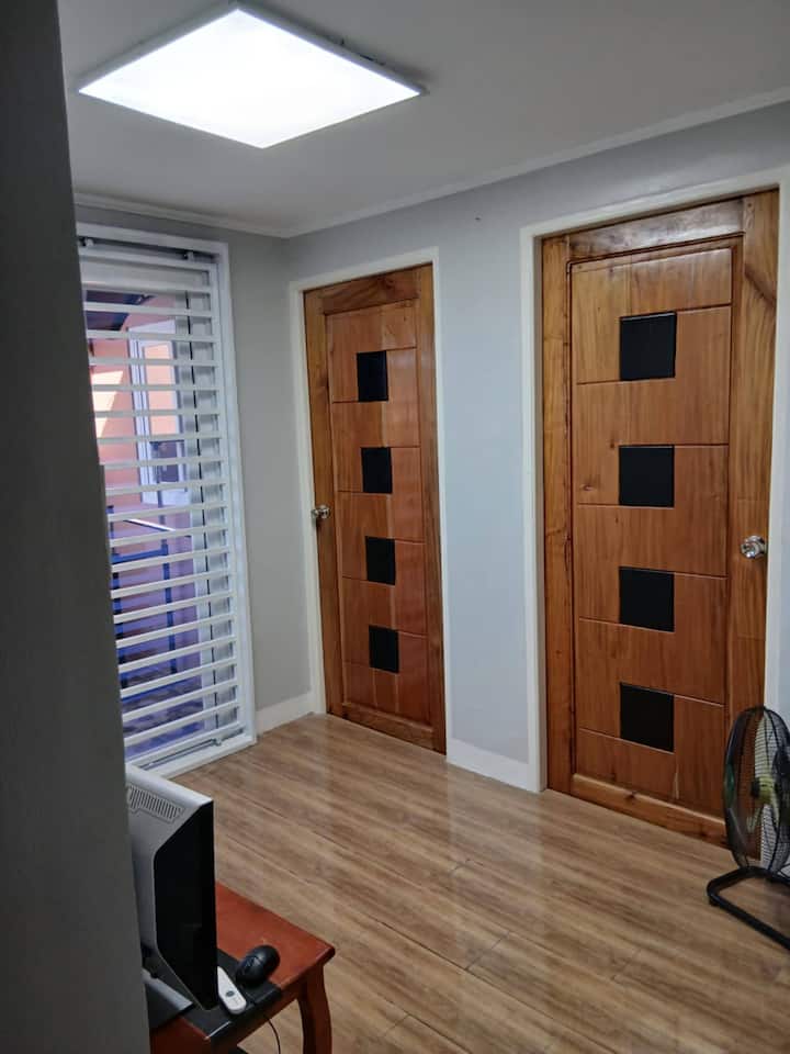 Spacious,private 2 Storey House For Your Stay In - Candon