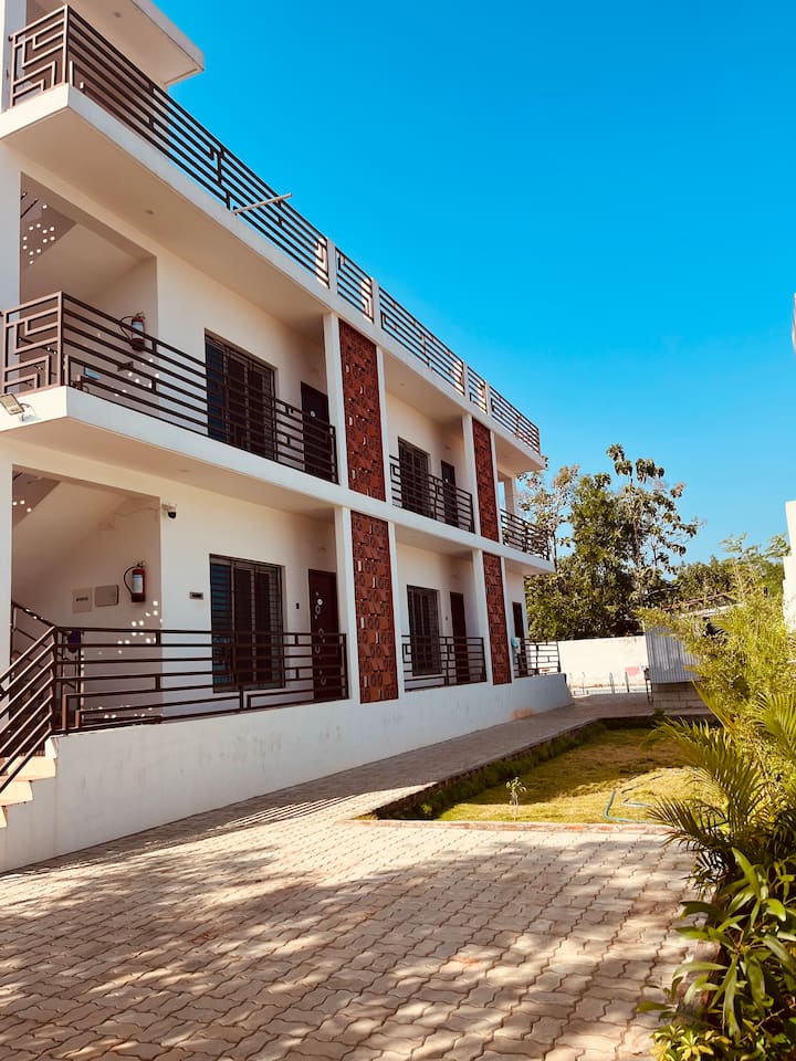 Pvt Villa With Swimming Pool - ポンディシェリー