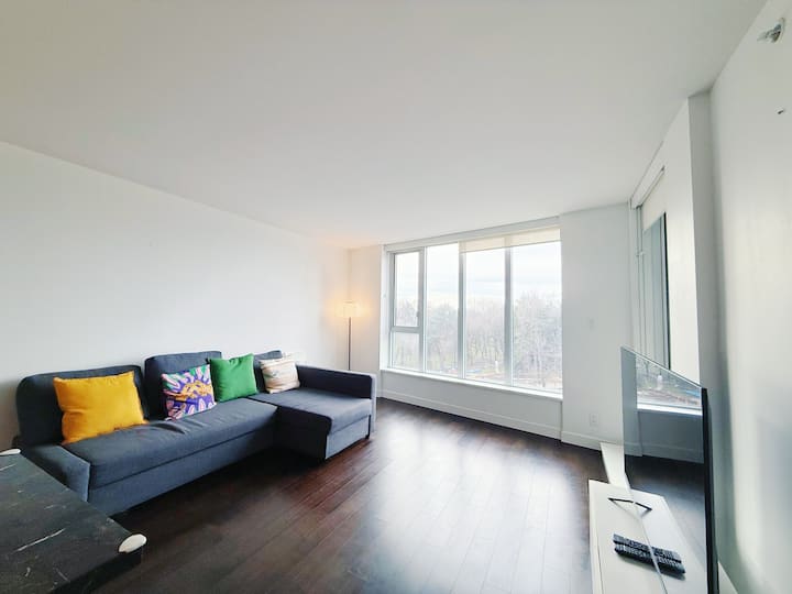 Central Location 2b2b Close To Mall Living Area - Richmond, Canadá