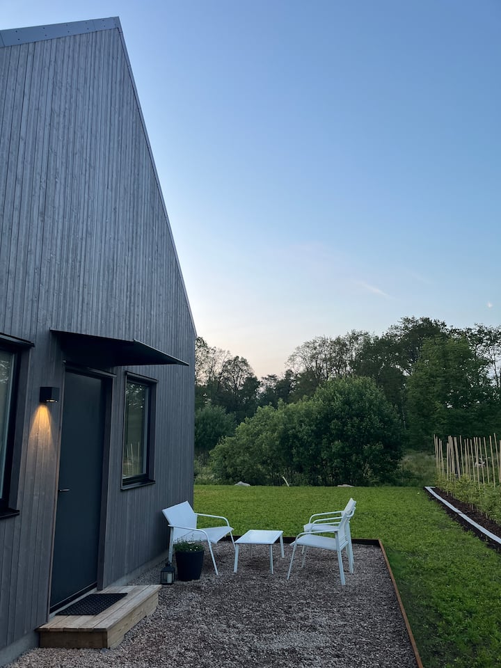 Nybyggd Gästlägenhet Med Sovloft - Falkenberg