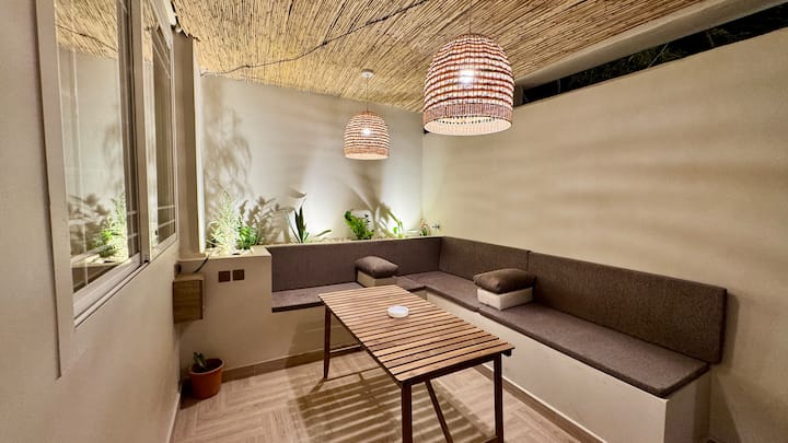 003 شقة فندقية فاخرة بجلسة خارجية دخول ذاتي - Madinah