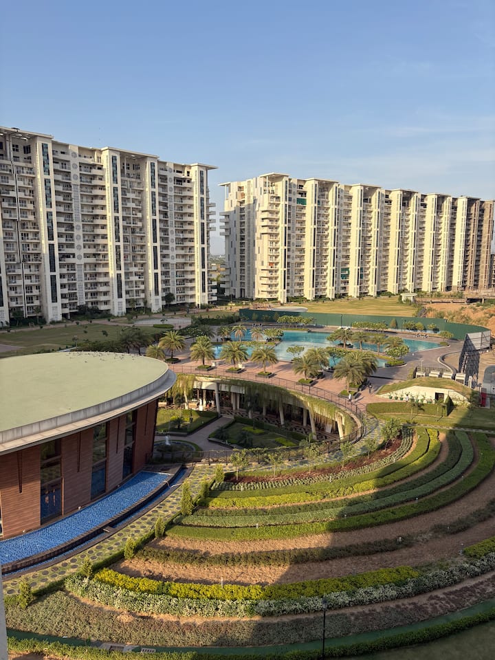 1bedroom Near Airport,jlpl, Mohali - Sahibzada Ajit Singh Nagar