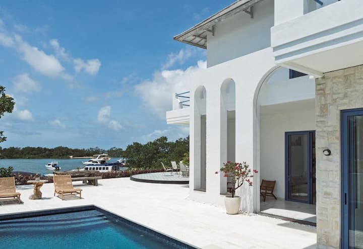 Santorini Style 4br Sea Front Villa | Private Pool - Sanur
