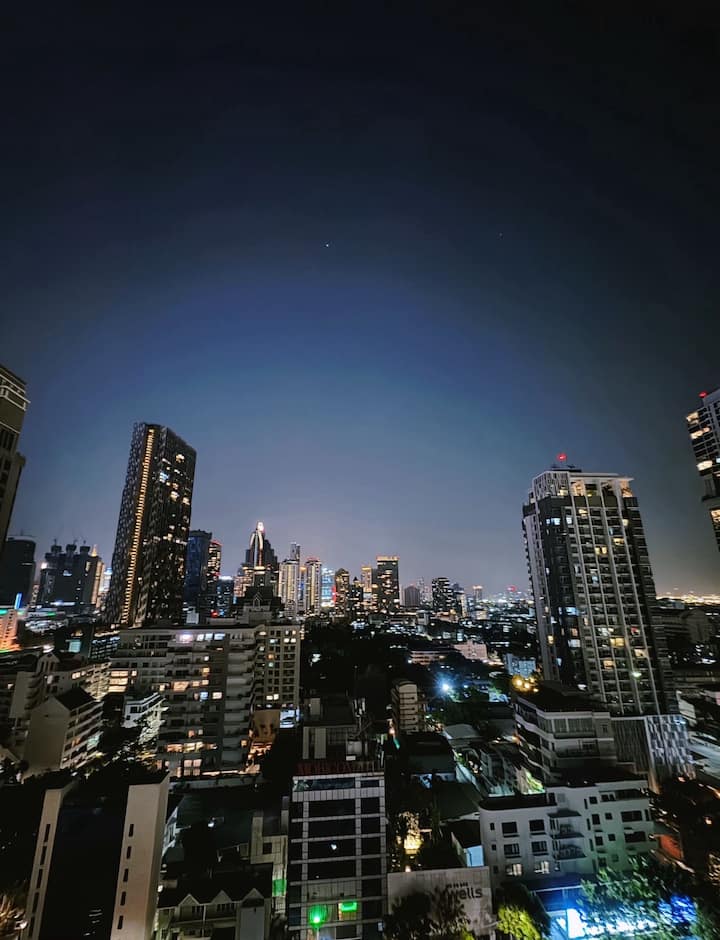 曼谷2b2b核心商圈/家庭房/siam/四面佛/central/四面佛/bts 2mins/可吸烟 - Bangkok