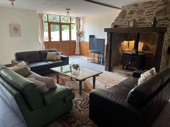 Gîte Confortable 8 Pers - Rochechouart