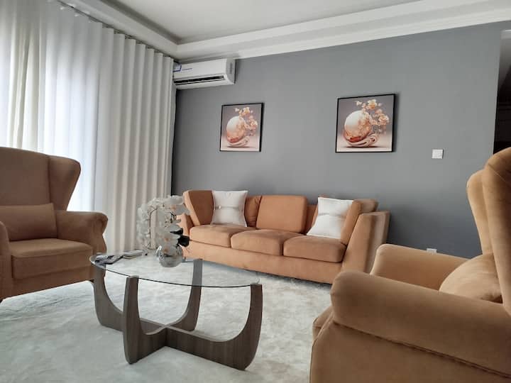 Elegância E Conforto No Kilamba - Angola