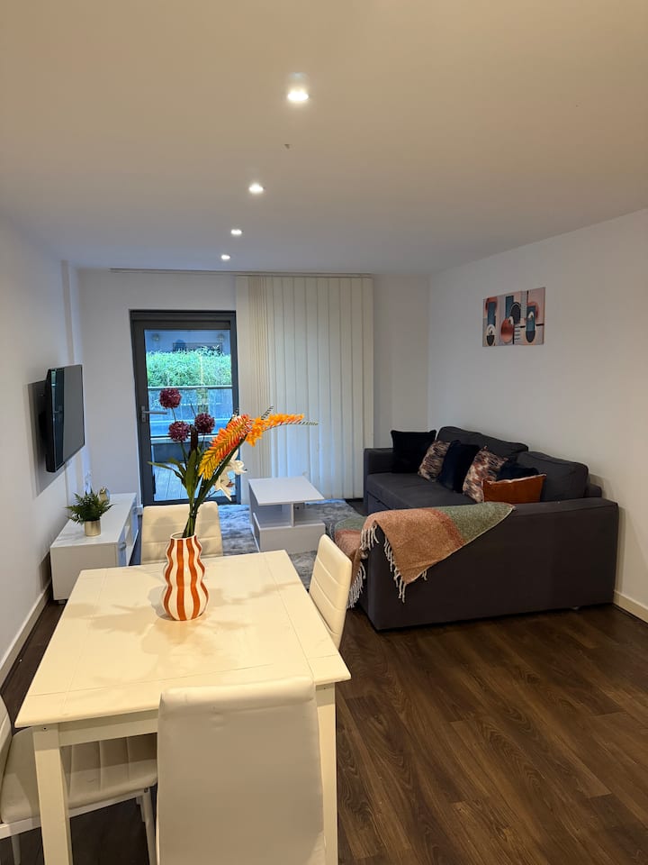 Serenity Luxe Apartment - Woolwich