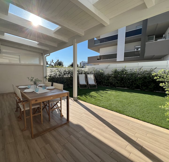 Casina In Monopoli - Monopoli