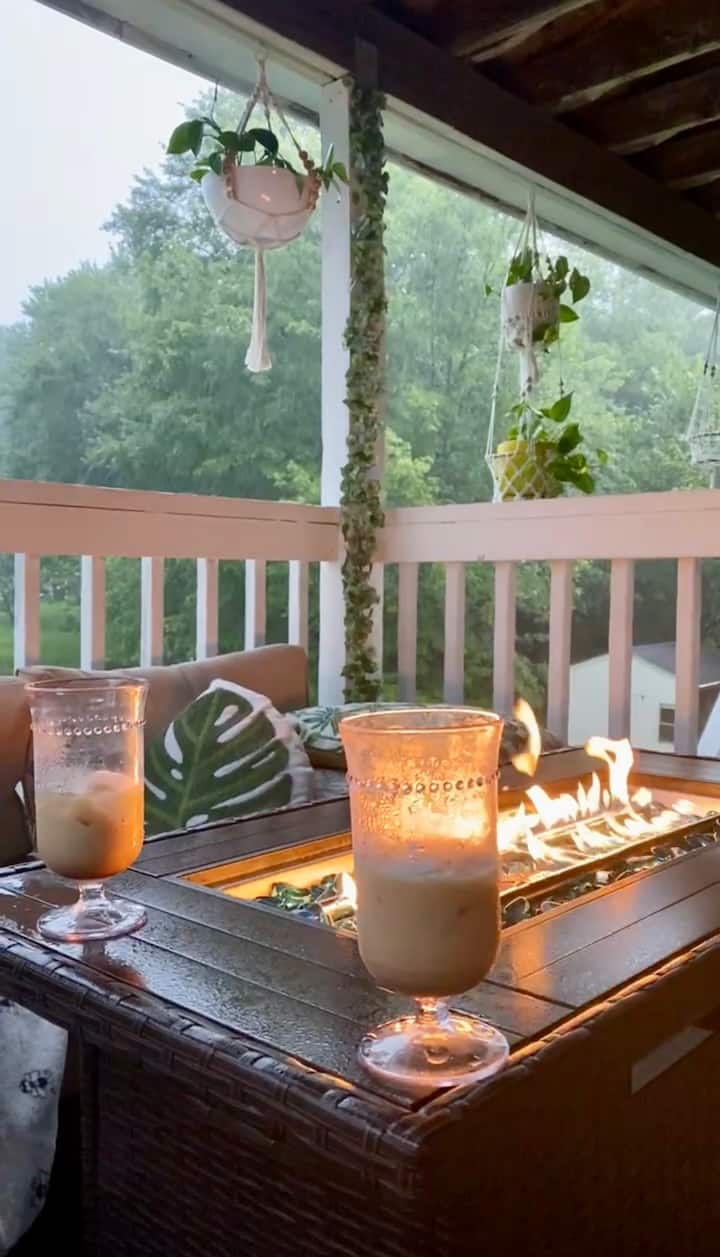 Family-friendly 3-br Cozy Webster Home W/balcony - Sutton, MA