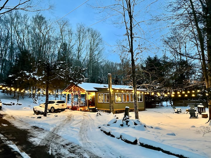 Welcome To Your Peaceful Retreat - Historic Site of the 1969 Woodstock Festival