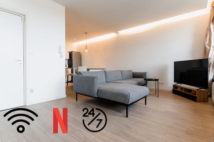 Sous Les ÉToiles | Hyper Centre + Arrivée 24/7 - Metz