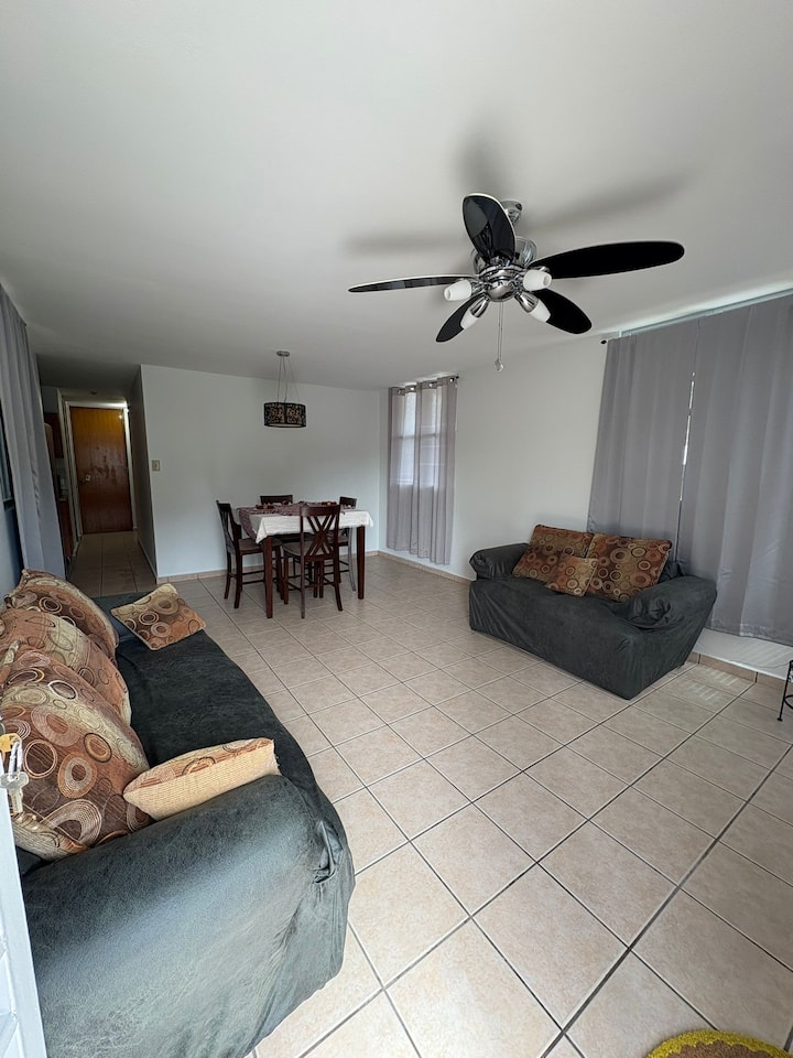 Charming Central Mon House - Lajas