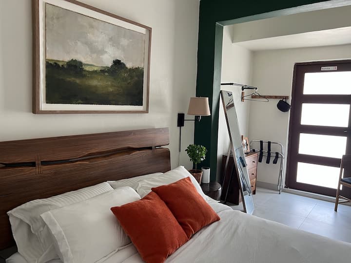 Family-friendly Apt W/ Patio, Smart Tv & Parking - San Juan