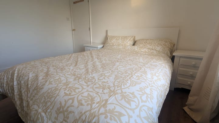 Haven Of Grace - Room 3 - Reading