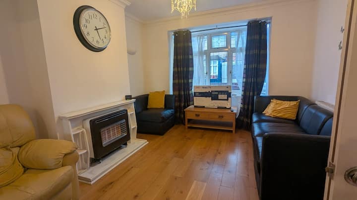 Haven Of Grace - Room 4 - Reading