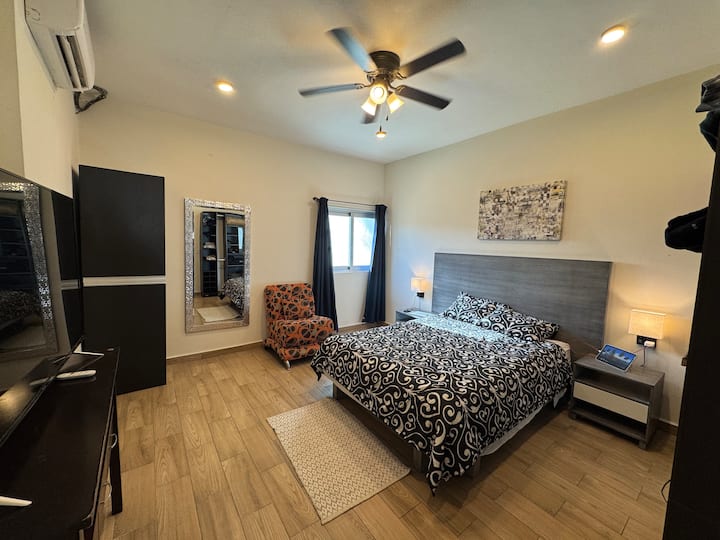 Amplio Y Cómodo Departamento - 拉巴斯