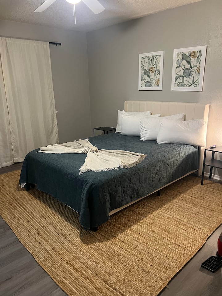 2 Qn Beds | Hsu/hosp | Brandnew - Abilene, TX
